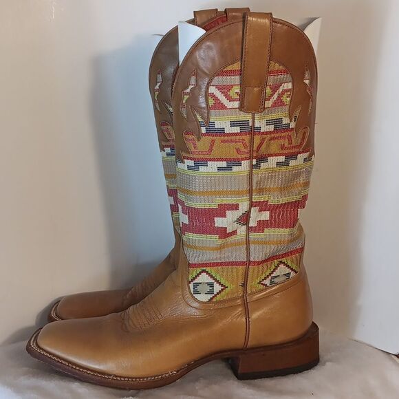 Macie Bean | Shoes | Macie Bean Artesia Serape Whiskey Bentwomens ...